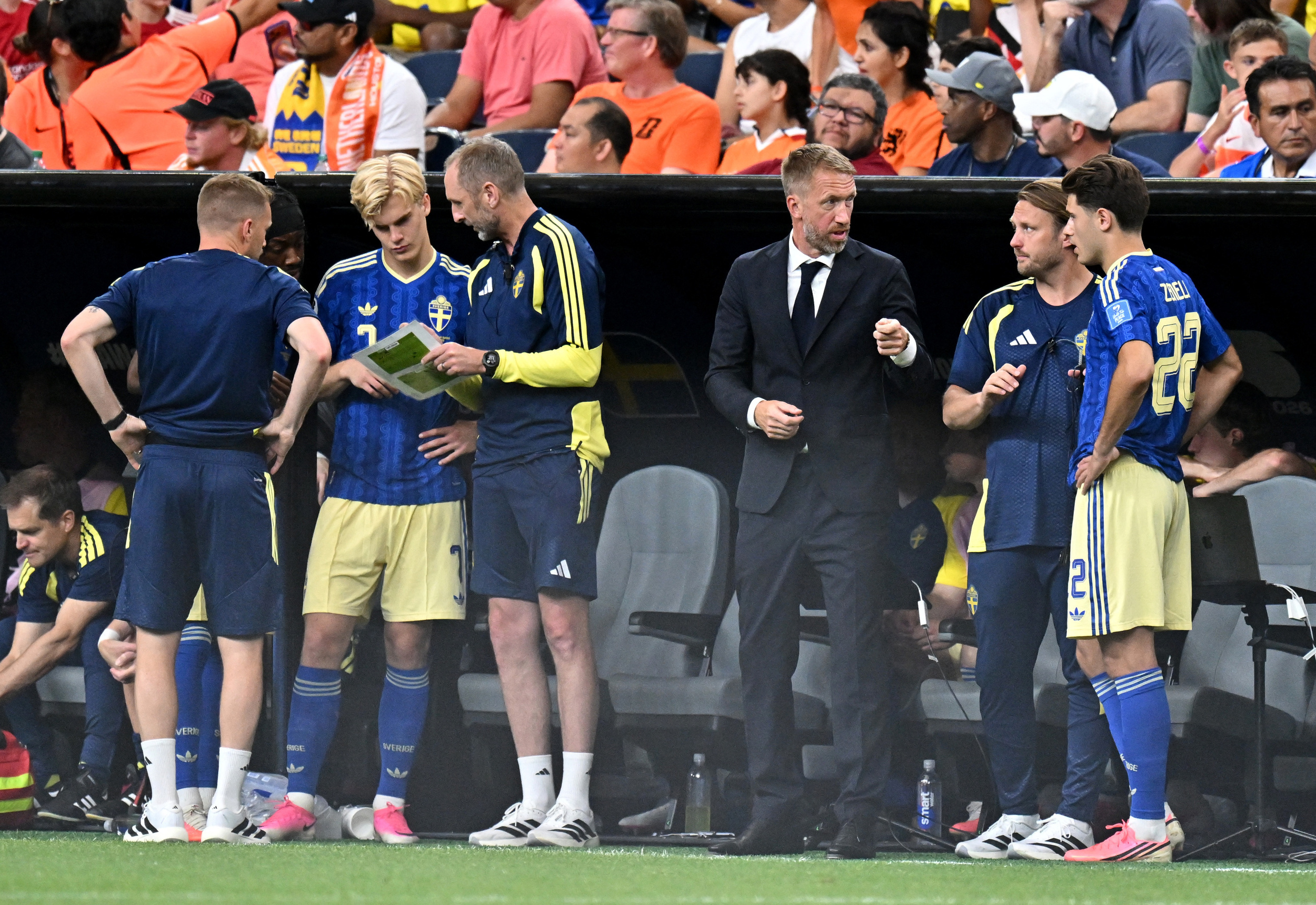 Report: Chelsea step back from Tottenham midfield raid as transfer ...