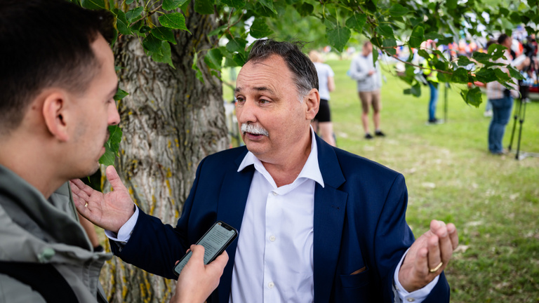 Gajdos László a 40 milliárdos titkosított terv nélkül is mentené a ...