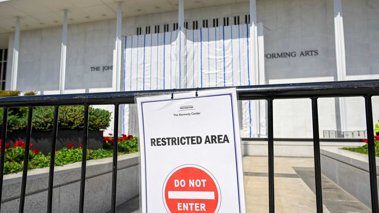 Judge forces Trump Admin to answer for Kennedy Center tarp covering ...