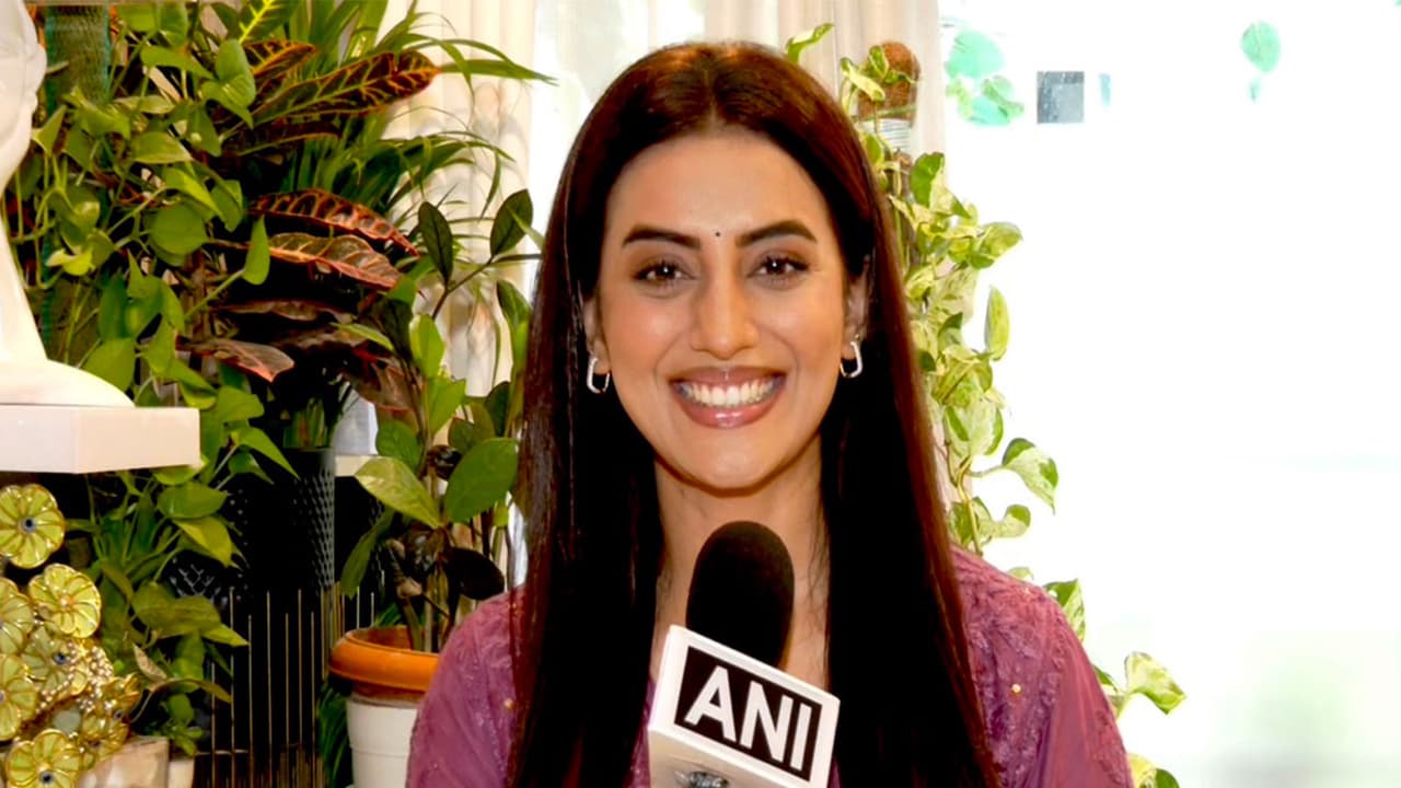 Akshara Singh calls song with Akshay Kumar a turning point in career