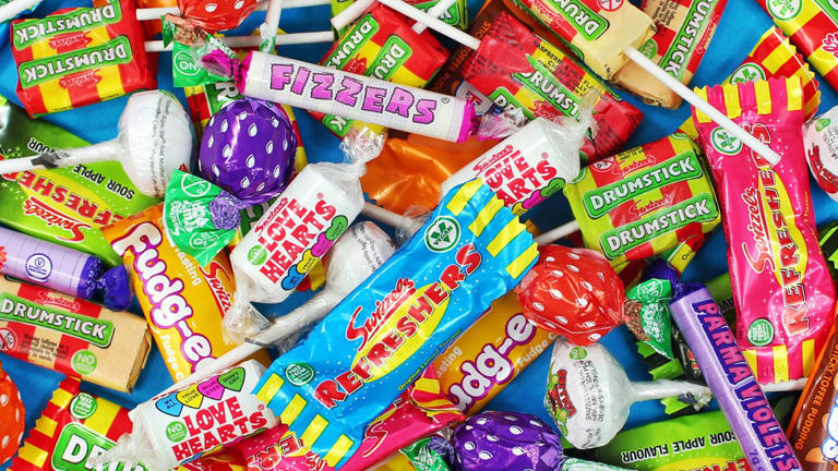 Derby-based Swizzels and IPP celebrate sweet success with contract renewal