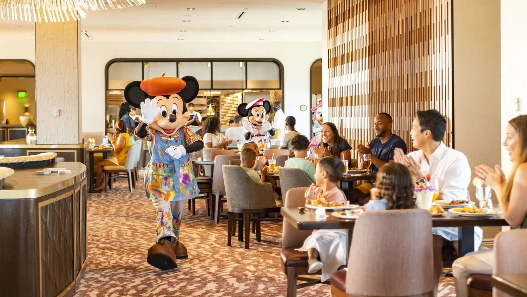 Essential tips for dining at Disney World