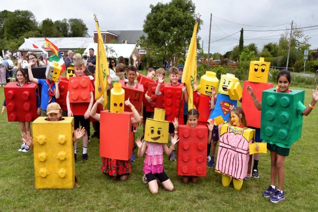 23 more photos of the delights of Old Basing Carnival
