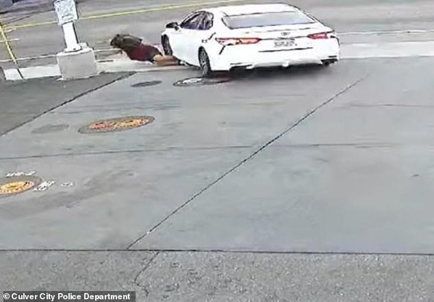 Carjacking suspect accused of running over 10 pedestrians