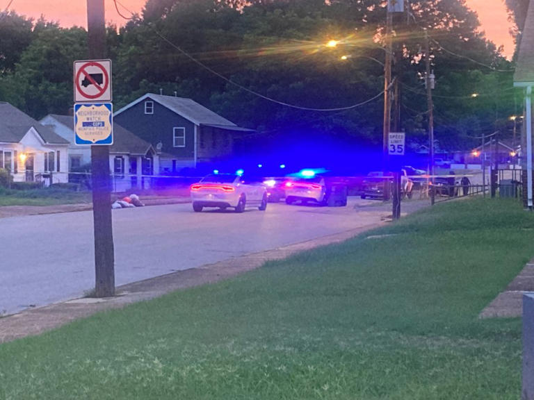 Tow truck driver shot repossessing vehicle in Highland Heights; woman ...