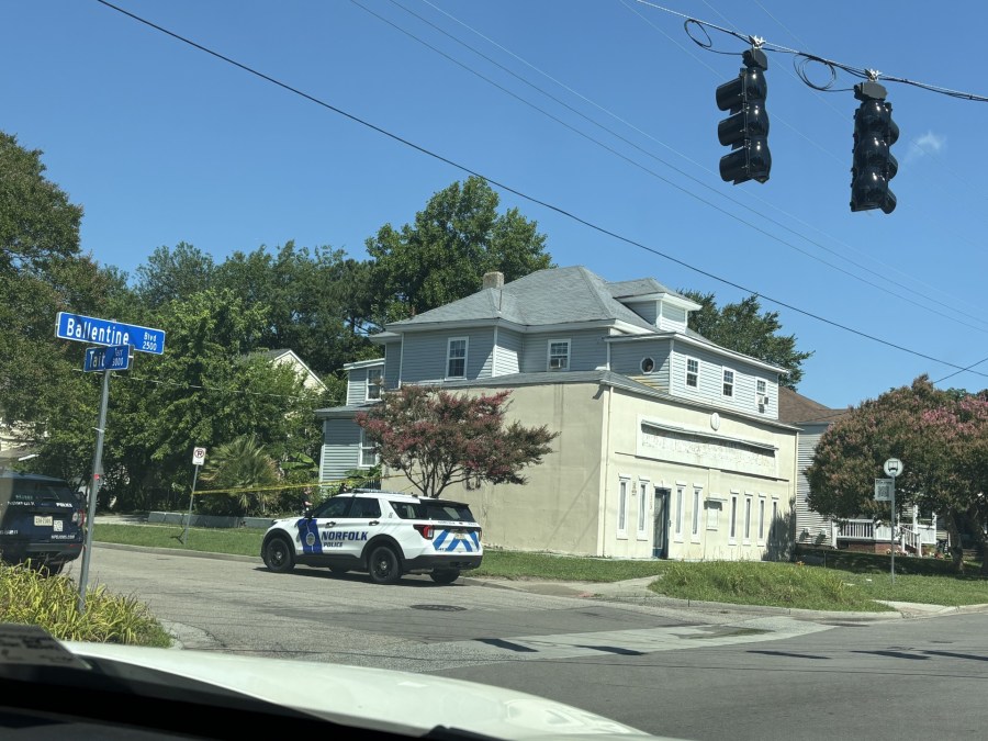 NPD: Man found with gunshot wound on Ballentine Blvd.