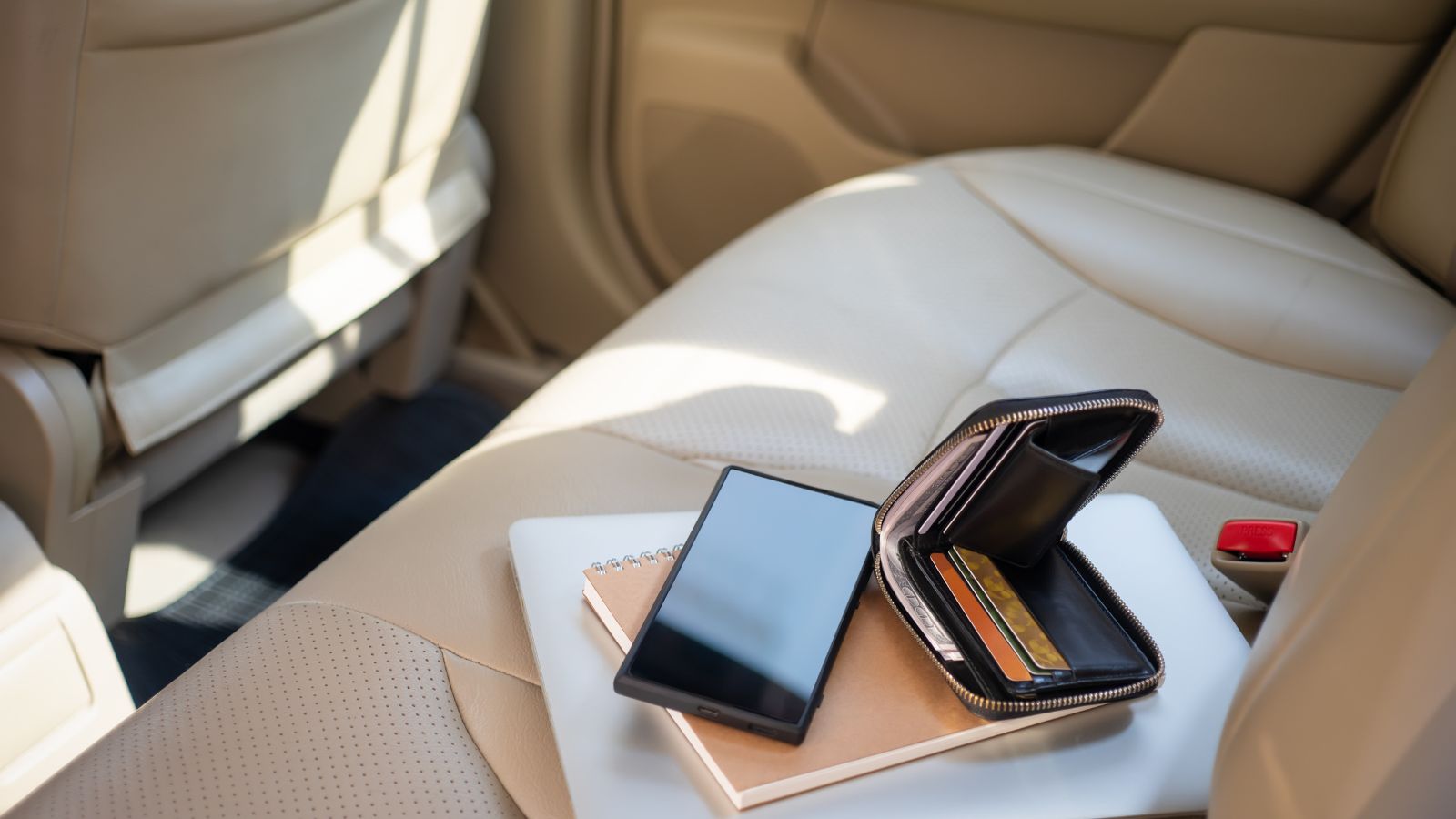 17 things you should remove from your car before a break-in