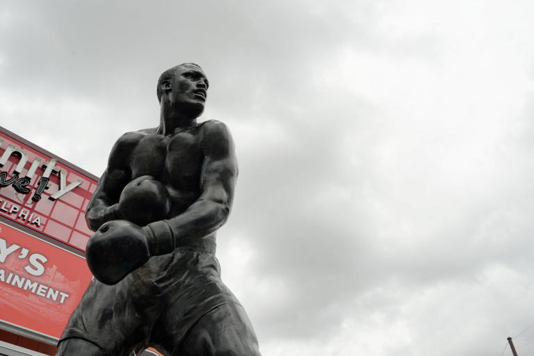 Joe Frazier statue removed from South Philadelphia, headed to base of ...