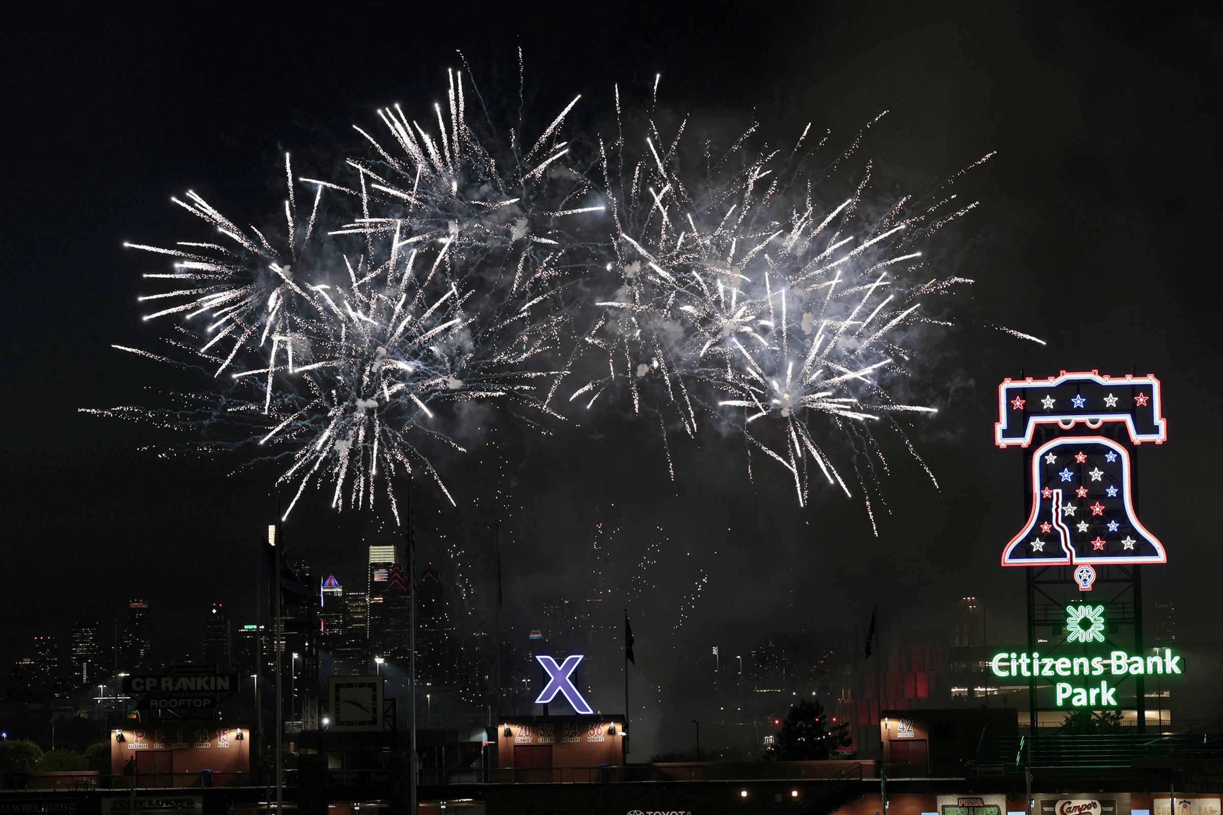 Where to watch Fourth of July fireworks in Philly, the suburbs, South ...