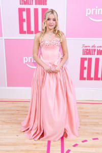 Reese Witherspoon & Lexi Minetree lead 'Elle' premiere celeb style
