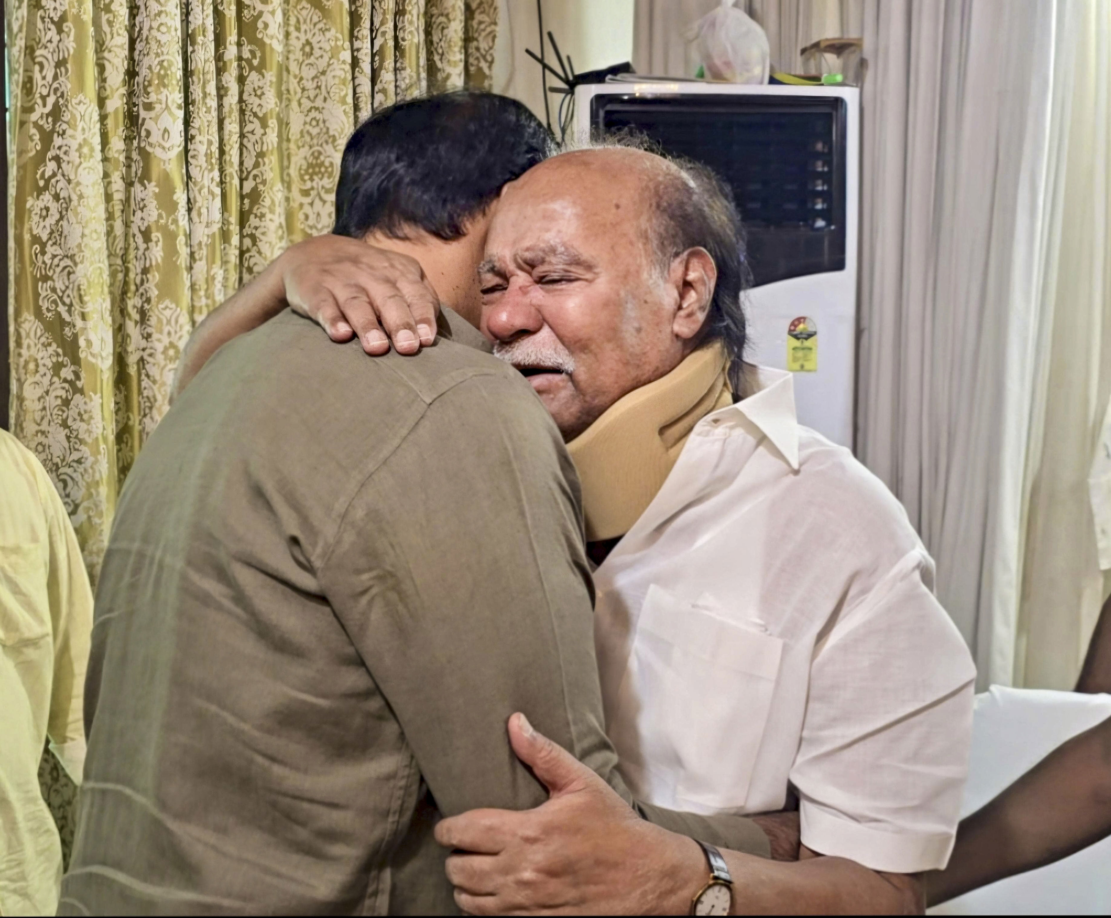 PMK power tussle: Anbumani meets father Ramadoss, indicates end to ...