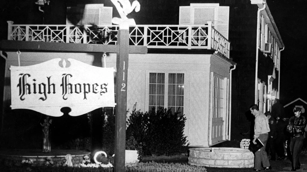 8 real haunted houses that inspired iconic horror films