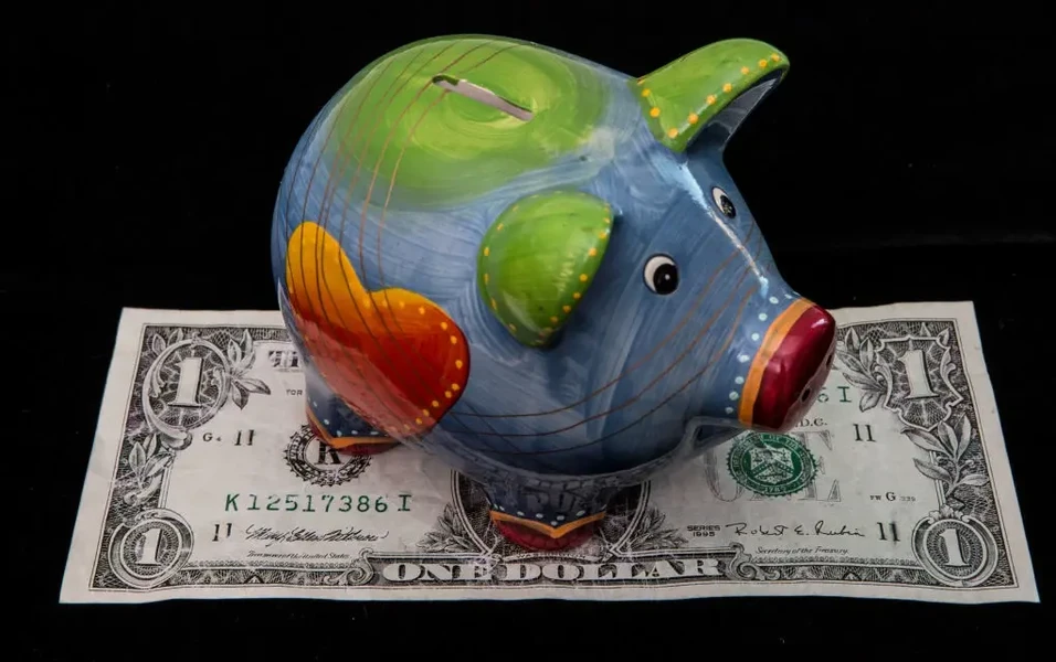Small money habits that build lasting wealth