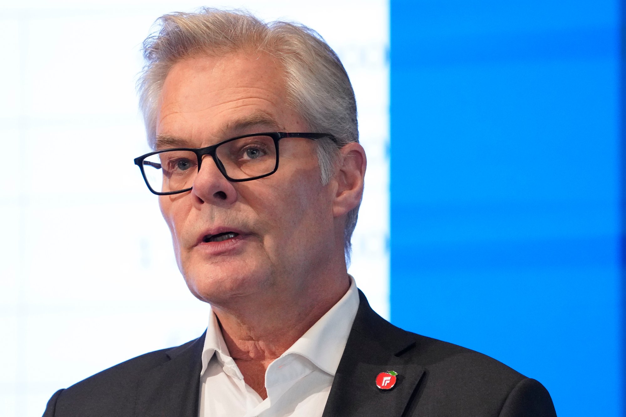 Stoltenberg slår tilbake: – Norge taper ikke