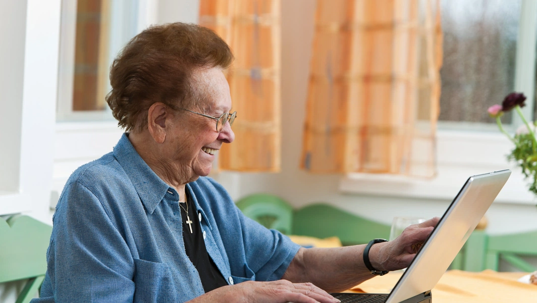 10 flexible, low-stress jobs for retirees
