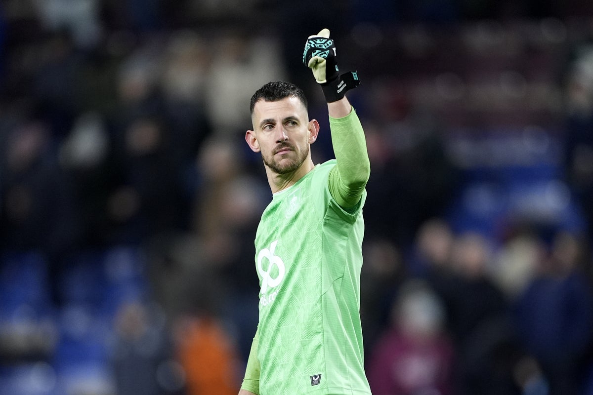 Tottenham sign former Man United goalkeeper on free transfer