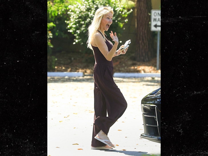 Heather Locklear looks brand new while running errands with BF Lorenzo ...
