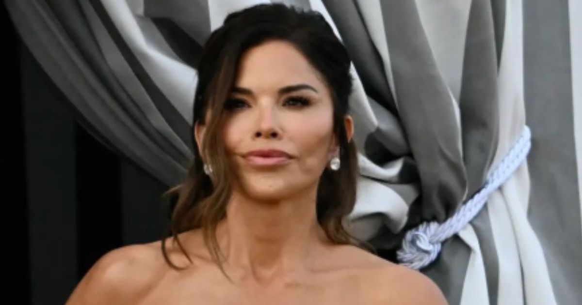 Lauren Sanchez labeled 'half plastic' as latest appearance fuels ...