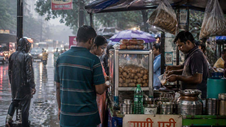 Monsoon health tips: Foods to avoid during the rainy season for better ...