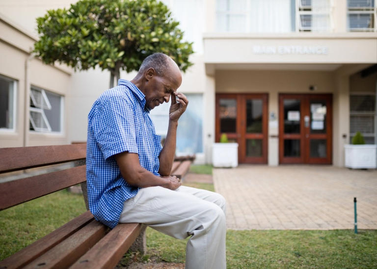 10 early dementia warning signs everyone should know, according to the CDC