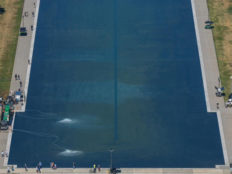 Reflecting Pool caulking cut with 'sharp knife or razor,' NPS says in ...
