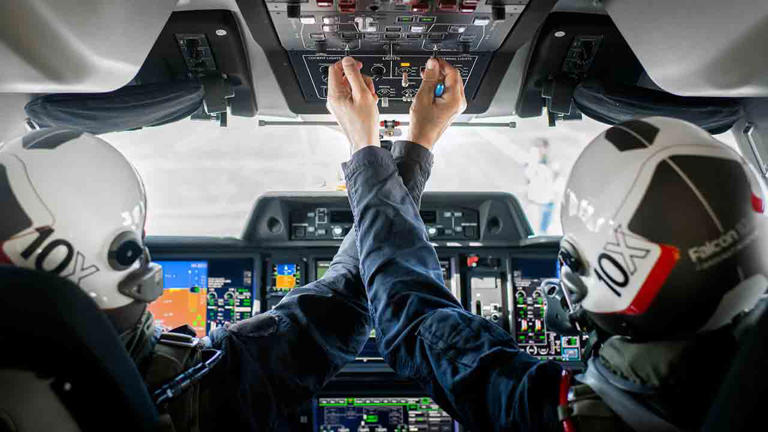 Dassault begins flight test campaign for new Falcon 10X