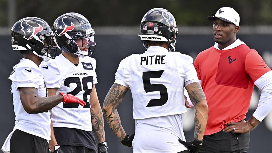 Texans' training camp dates reignite fan hype over Super Bowl ...