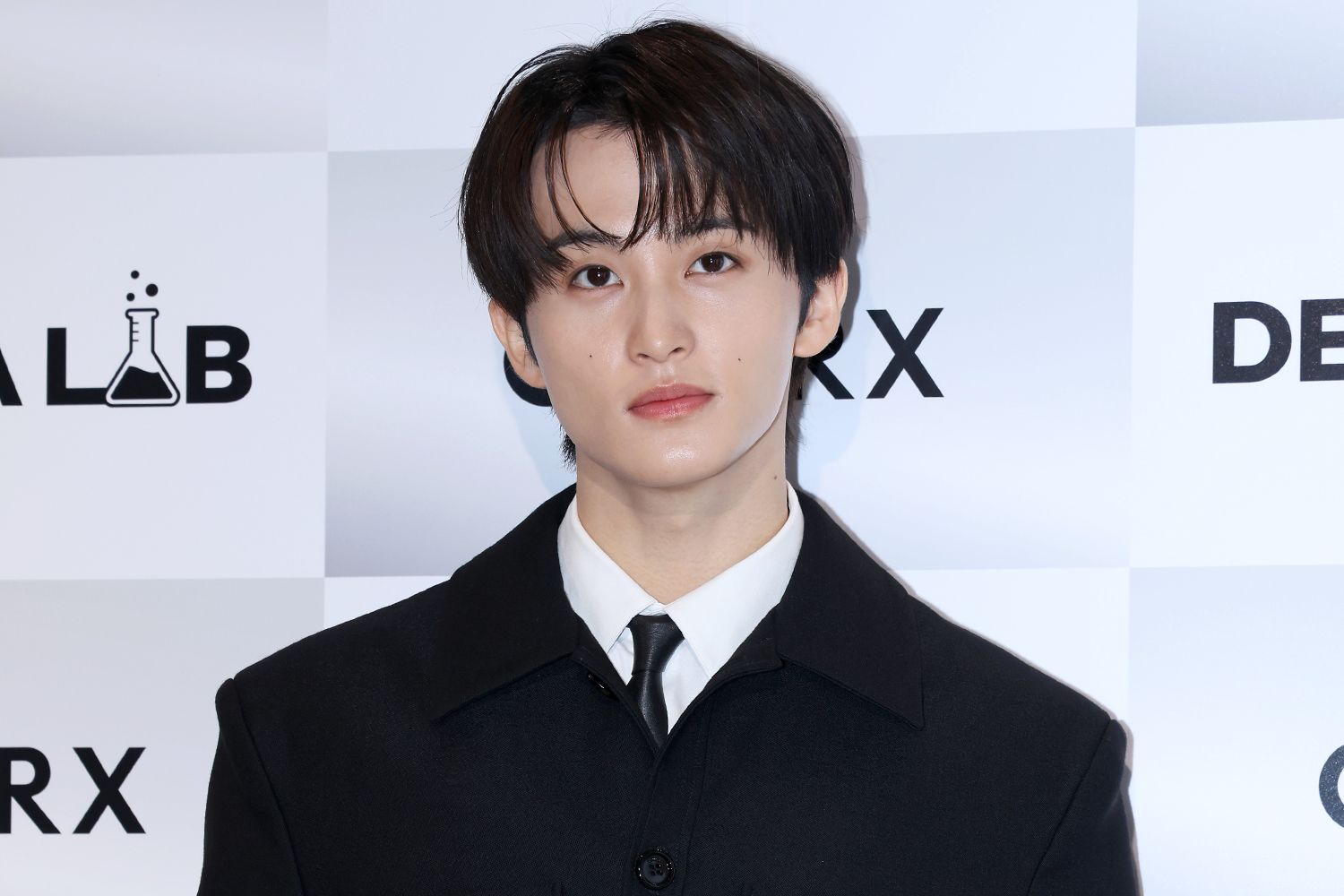 Former NCT member Mark Lee's record label issues apology over ...