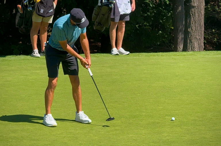 Jordan Spieth tests LAB VZN.1i putter at Travelers Championship