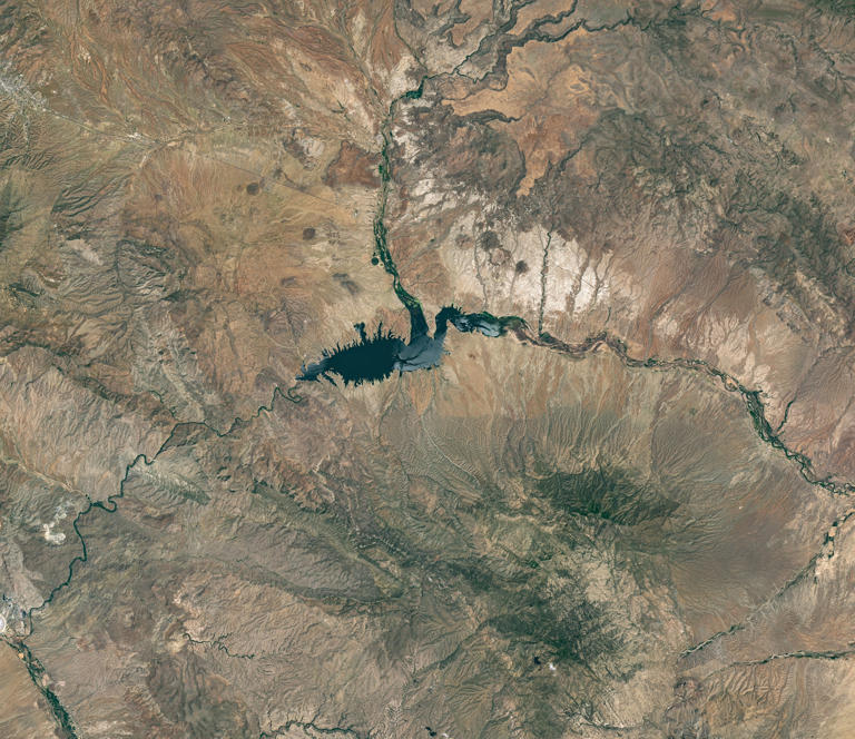 NASA space image shows one of Arizona’s main bodies of water near-empty