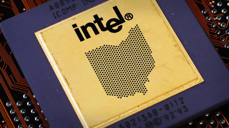 Bank of America raises Intel stock price target
