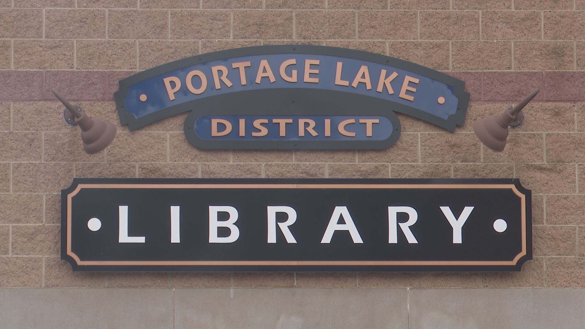 Update: Library approves 9-month contract for continued public school ...