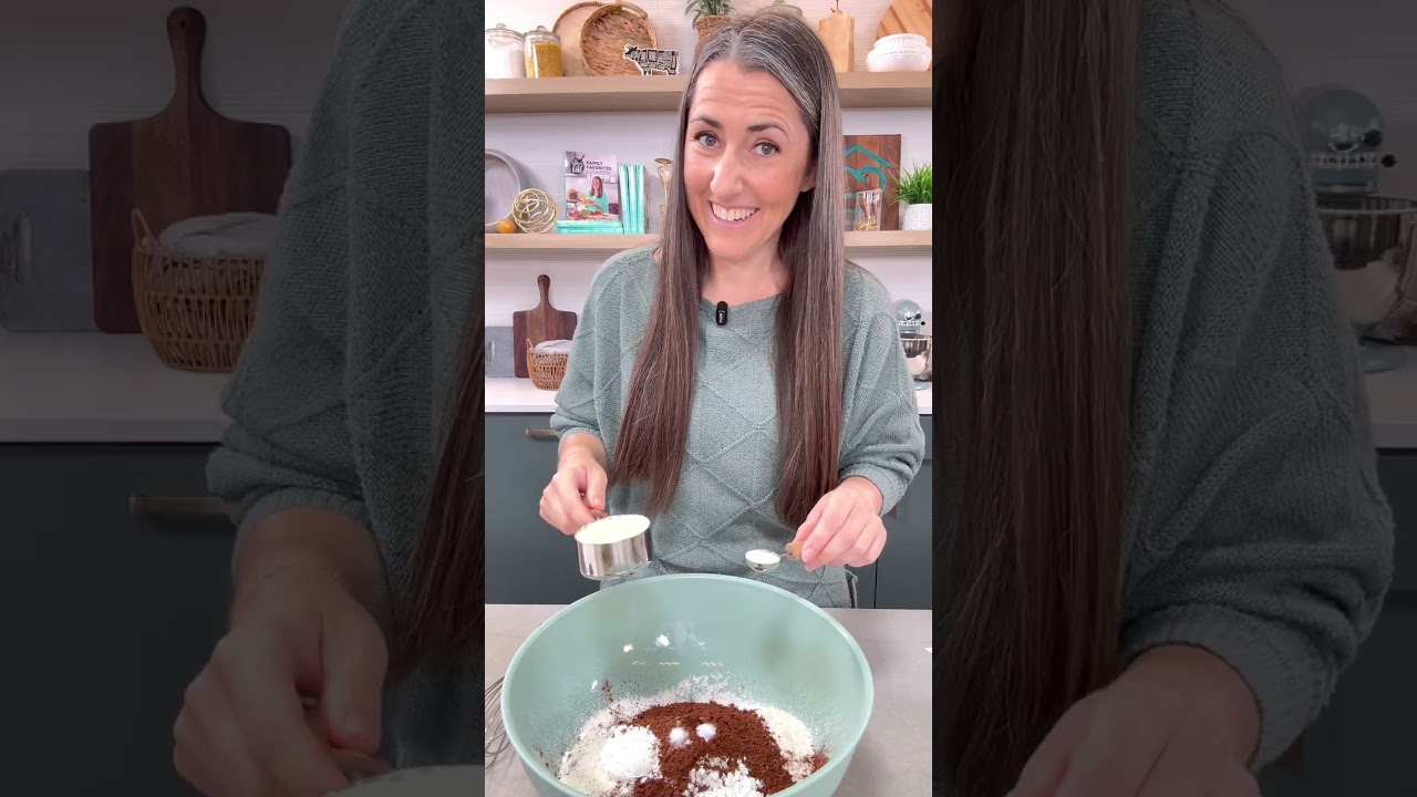 Best hot cocoa mix (just add water!) #hotchocolate #drinkrecipes #recipe