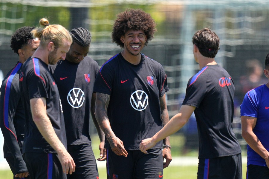 US soccer team eyes historic win in final group stage match