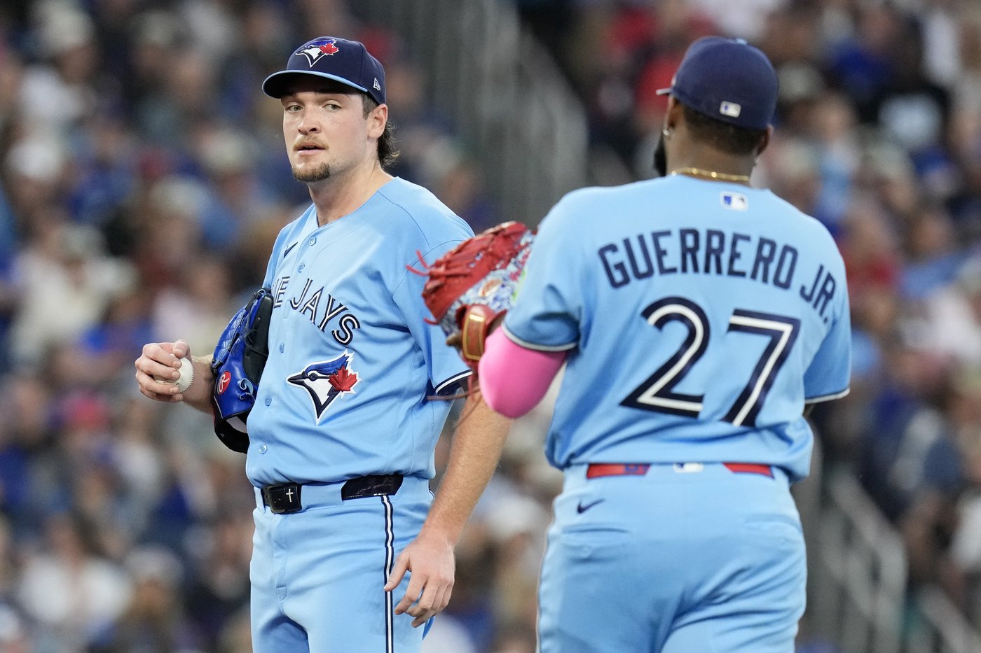 Loperfido scores tiebreaking run on error in eighth as Astros top Blue ...
