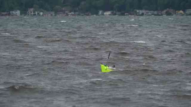 RC autonomous boat completes 30 mile waypoint mission