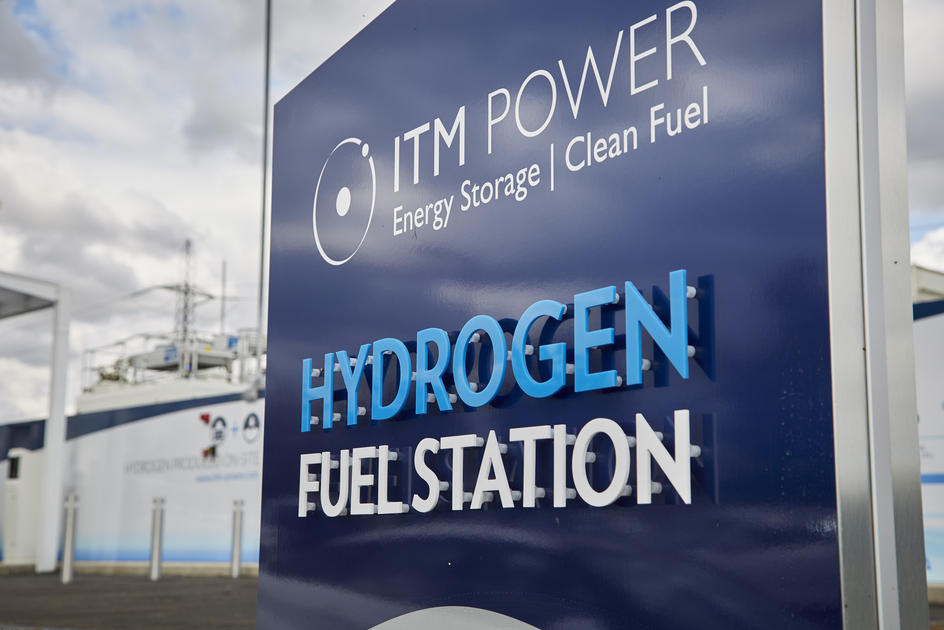 Volkswagen pursues breakthrough hydrogen fuel cell technology