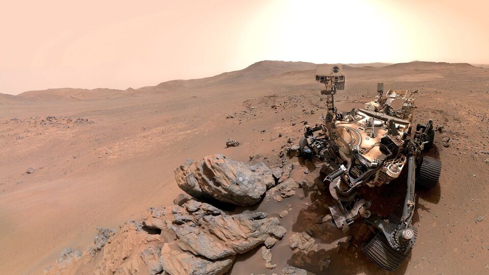 Complex carbon structures found by NASA's Perseverance rover boost ...