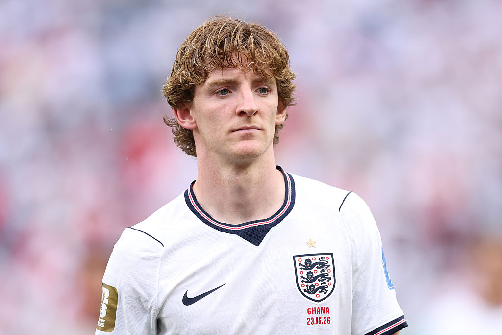Barcelona supporters rage at Anthony Gordon transfer as Newcastle ...