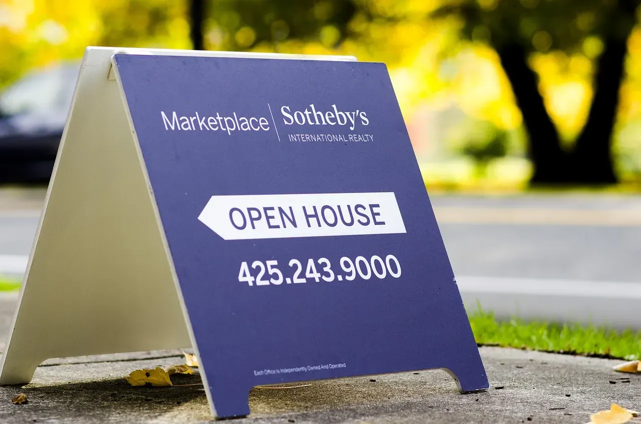10 questions smart buyers ask at an open house that most people never ...