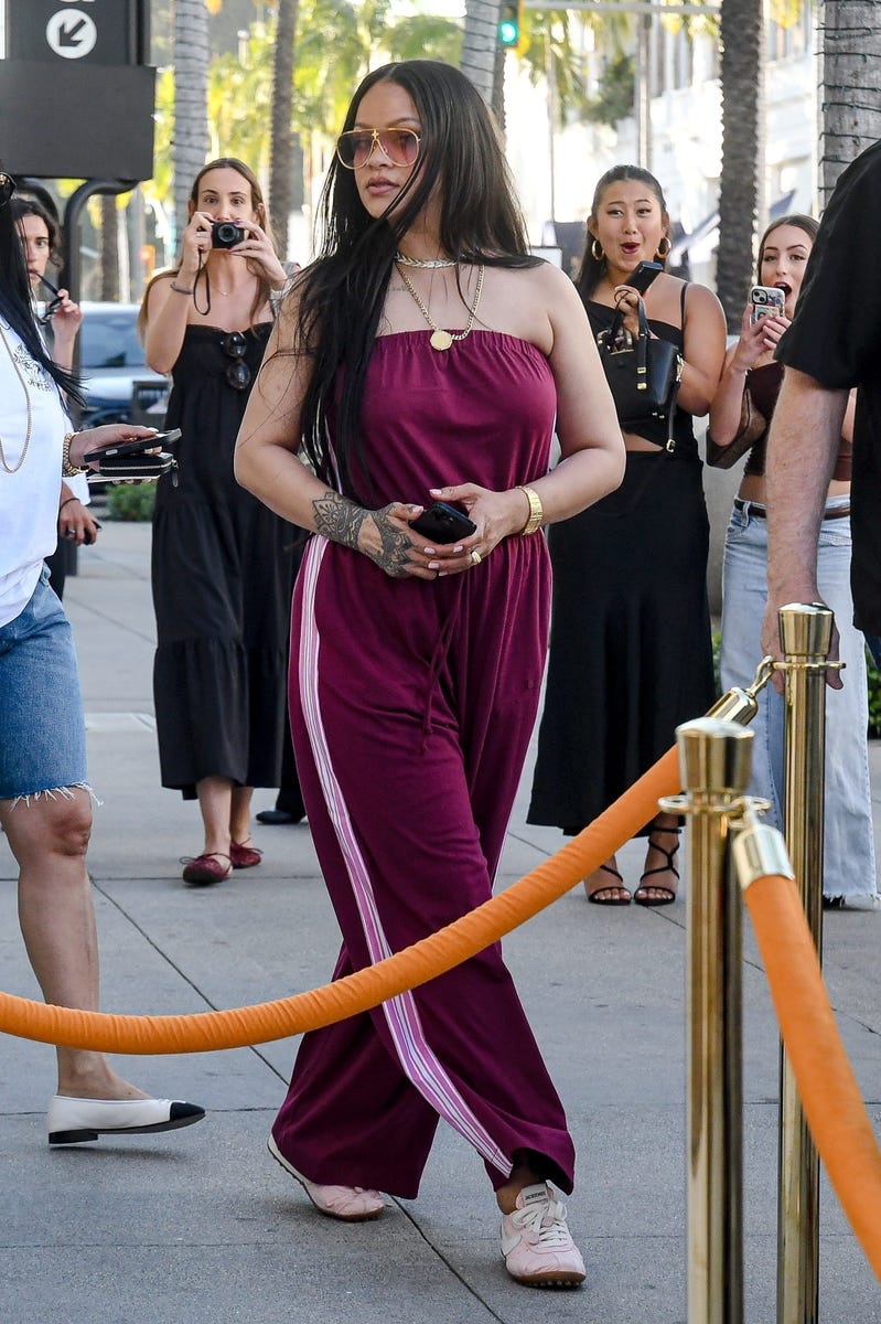 Only Rihanna could pull off this Y2K-era gem