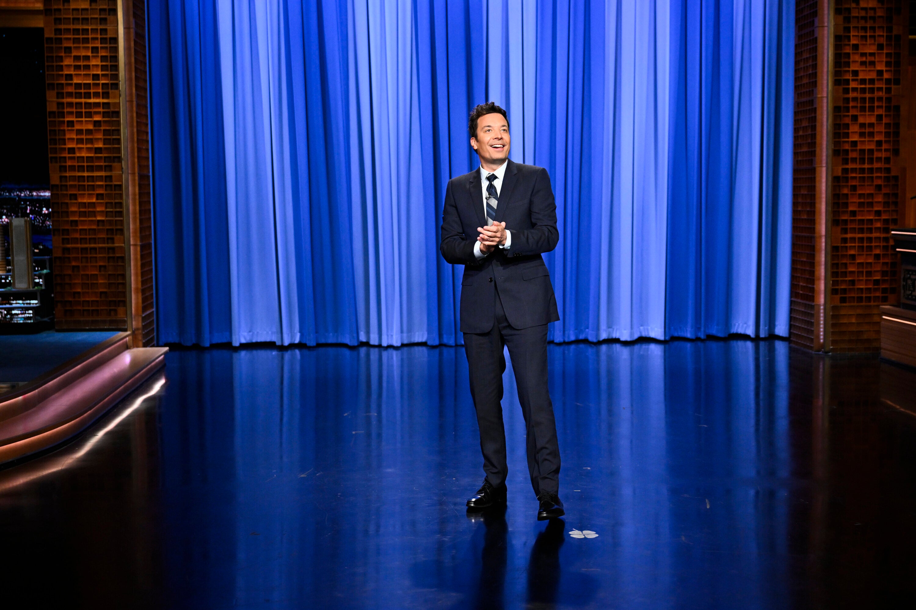 Jimmy Fallon ribs Trump and company over controversy-plagued Great ...