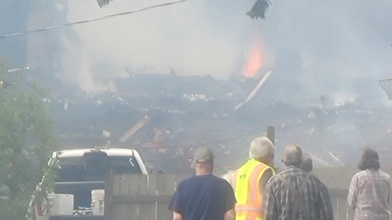 Whidbey Island, WA fireworks blast destroys homes, injures 5