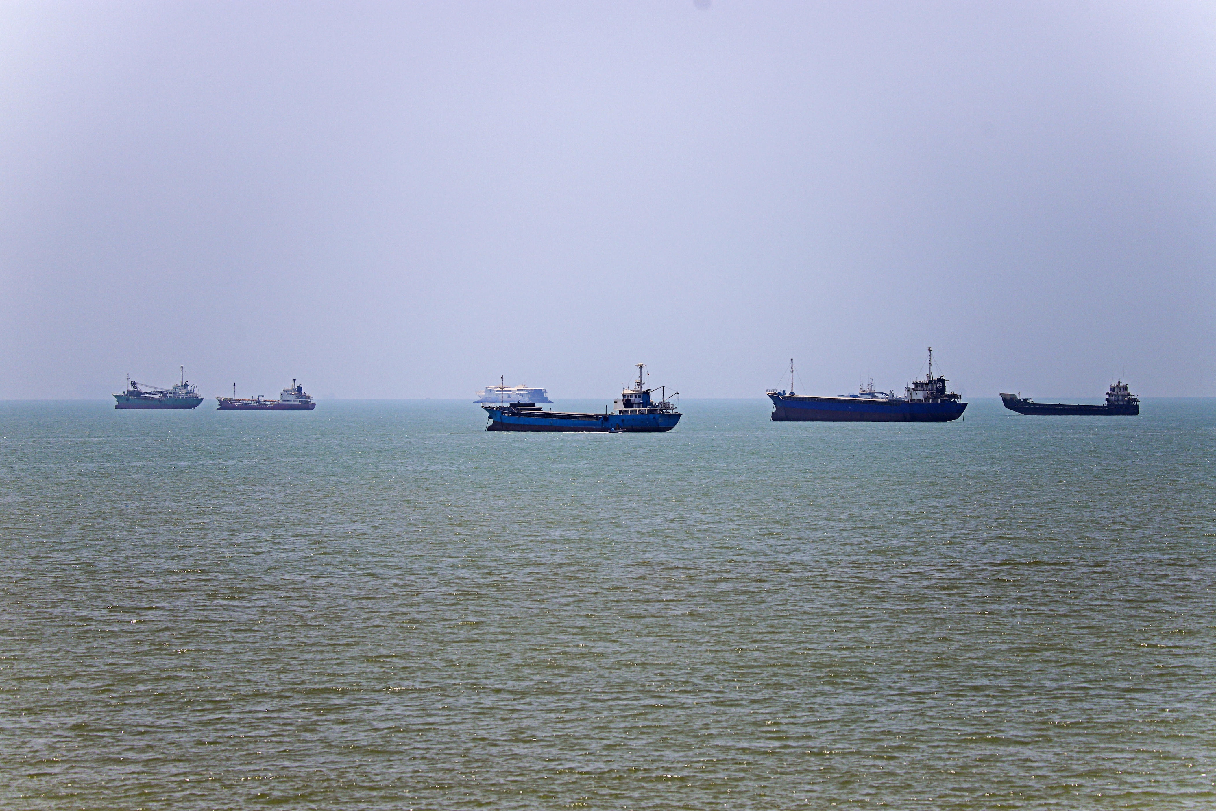UN shipping agency pauses Strait of Hormuz evacuation plan in wake of ...
