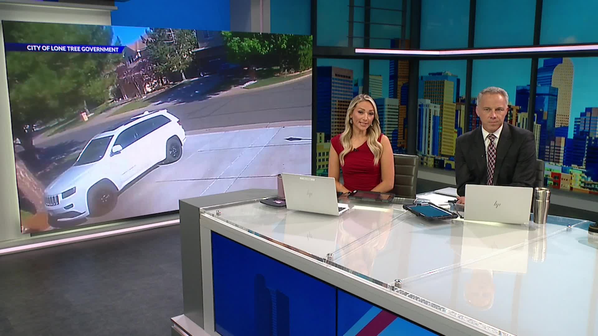 Alleged DUI driver crashes through yard into parked cars, tree