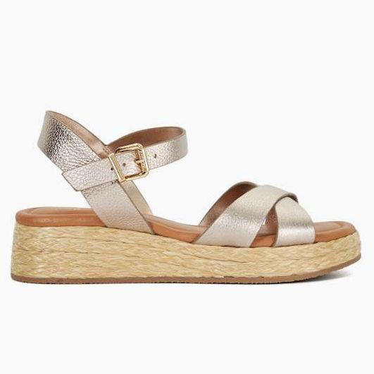 Duchess Sophie's sorbet-pink midi and gold wedges are the perfect ...