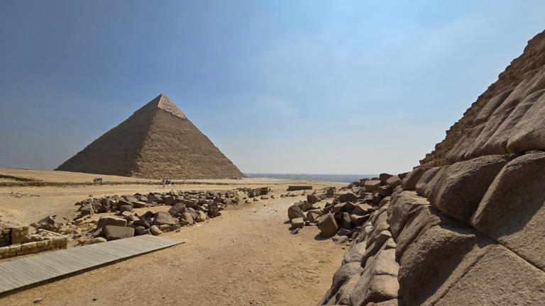 The Great Pyramid still stumps engineers on how its giant blocks were ...