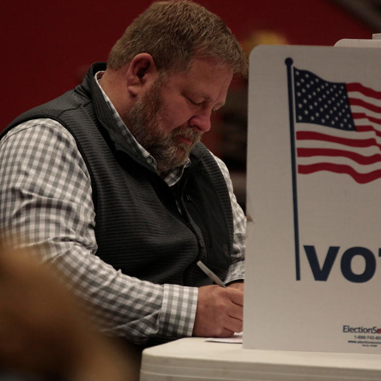 Just 2 votes separate candidates in mayoral race: "Every vote matters"