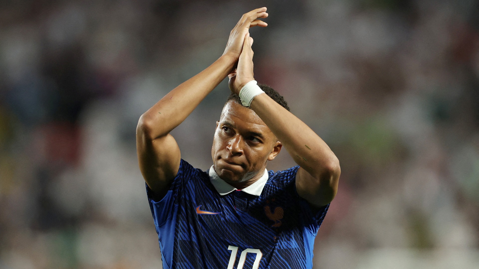 Mbappé vs. Messi: French star closing in on World Cup record