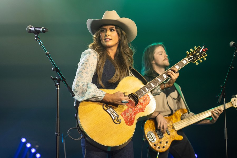 Ella Langley presale for North Little Rock show stalls due to technical ...